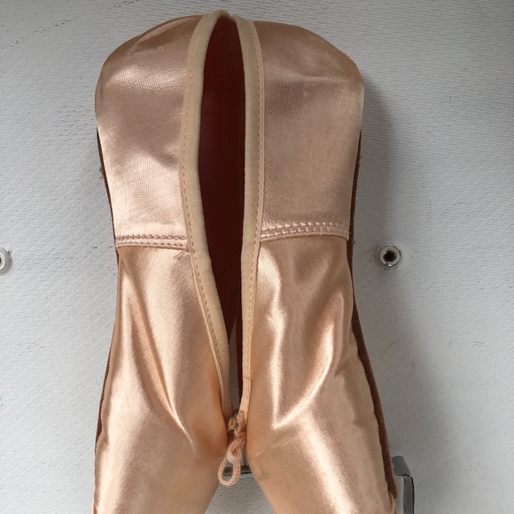 CHACOTT VERONESE | Shoes | Chacott Veronese Pointe Shoes Royal Pink C ...